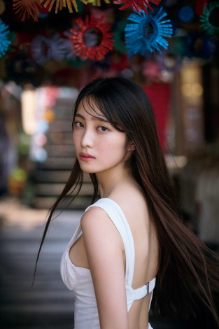 身長168cmの20歳俳優・福田ルミカ、タイ撮影の爽やかなグラビア先行公開 | ニュース | Deview-デビュー