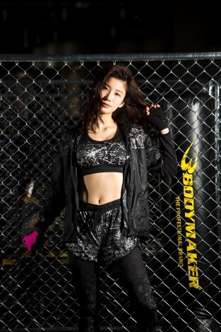 美ボディモデル・小倉優香、キックボクサー・皇治が出演するBODYMAKERのCMオンエア 5枚目 | ニュース画像 | Deview-デビュー