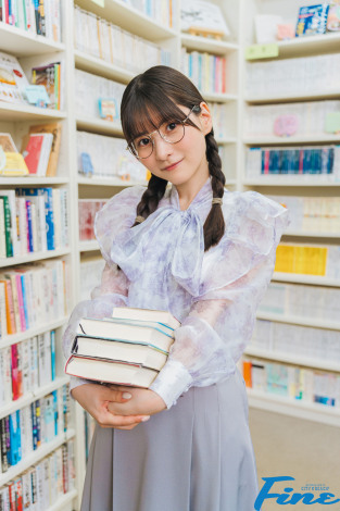 身長145cmの岸みゆらゼロイチファミリアのアイドル5名が理想のデートをテーマにグラビア撮影 2枚目 | ニュース画像 | Deview-デビュー