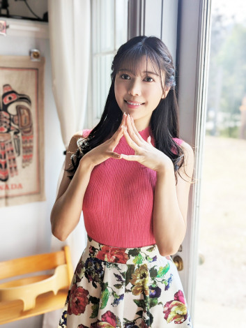 レースクイーン＆ラウンドガールで人気のグラビア界期待のネクストブレイク・七瀬なな、FRIDAY初撮り下ろしグラビアで美ボディ公開 3枚目 | ニュース画像 | Deview-デビュー