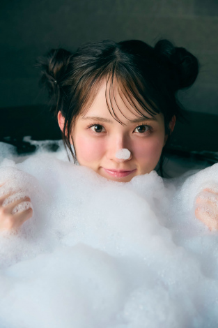 元ラストアイドル・水野舞菜、初海外、初泡風呂と初めてだらけの1st写真集発売 | ニュース | Deview-デビュー