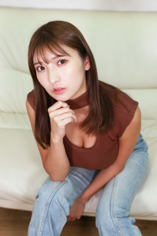 迫力ボディのグラビアアイドル・三田悠貴、はじめましての1stイメージDVD発売「私の“将軍”が暴れまくってます」 4枚目 | ニュース画像 | Deview-デビュー