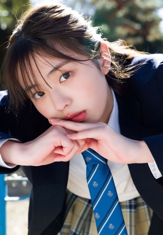グラビア界を席巻する18歳・菊地姫奈、最後のJK制服姿 | ニュース画像 | Deview-デビュー