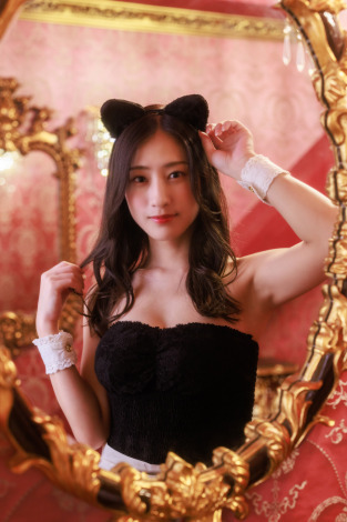 『ふてほど』で話題の“令和最強のメリハリボディ”澄田綾乃、セカンドイメージDVD『変。』の発売記念イベント開催 | ニュース画像 | Deview-デビュー