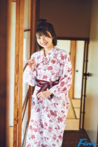 身長145cmの岸みゆらゼロイチファミリアのアイドル5名が理想のデートをテーマにグラビア撮影 5枚目 | ニュース画像 | Deview-デビュー