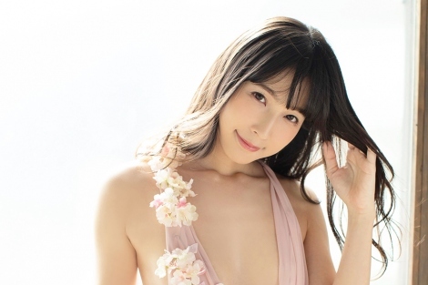 3月14日引退の川崎あや、最後の週刊誌表紙＆巻頭「ミスFLASH2016として『FLASH』で幕を閉じることが出来て嬉しい」 | ニュース | Deview-デビュー