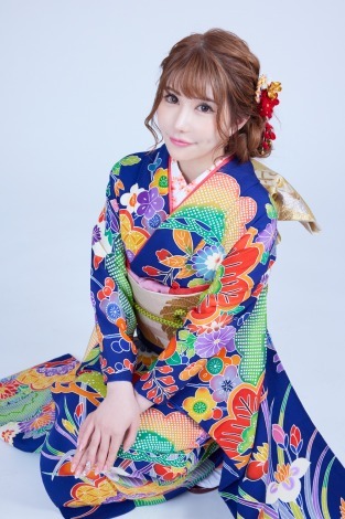 ベストボディジャパン3冠の桜木ひな、#振袖gramのカタログで振袖姿披露 3枚目 | ニュース画像 | Deview-デビュー