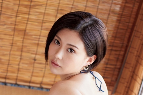 ラウンドガール、舞台俳優として活躍する山本ゆう、1年ぶりのイメージDVDで艶のある演技見せる 5枚目 | ニュース画像 | Deview-デビュー