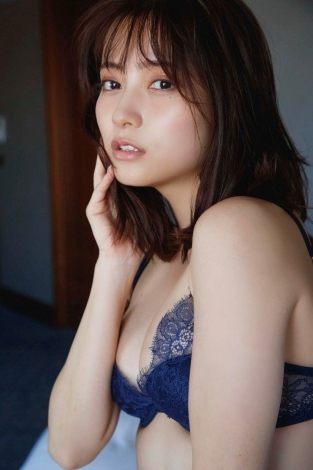 桃月なしこ、『FRIDAY』7度目の表紙出演に歓喜「過去最高のオトナ感が出てたらいいなあ」 4枚目 | ニュース画像 | Deview-デビュー