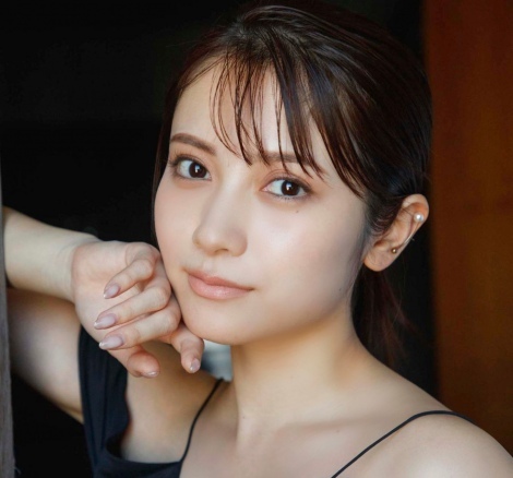 桃月なしこ、『FRIDAY』7度目の表紙出演に歓喜「過去最高のオトナ感が出てたらいいなあ」 | ニュース画像 | Deview-デビュー