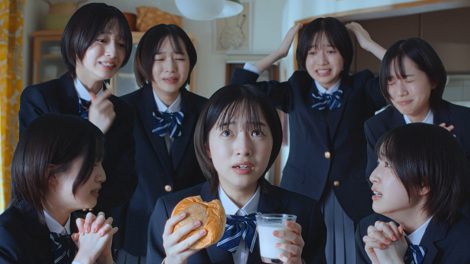 現役女子高校生のネクストブレイク俳優・早瀬憩、『inゼリー』新CMで受験生役を熱演 6人の分身達を表情豊かに表現 | ニュース | Deview-デビュー