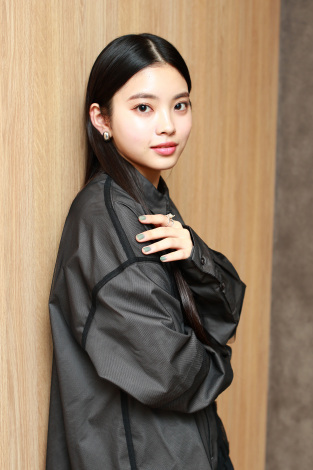 『bijoux AUDITION 2024』グランプリの18歳美少女・秋好美桜、ドラマ『プライベートバンカー』に鈴木保奈美の娘役で出演「実のお母さんのように肩をさすって緊張をほぐしてください ...