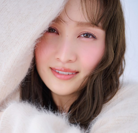 百田夏菜子が“ロマンティック・モダン”な最旬コーデを着こなす、『TOCCA』2025年秋冬コレクションのイメージモデルに就任 14枚目 | ニュース画像 | Deview-デビュー