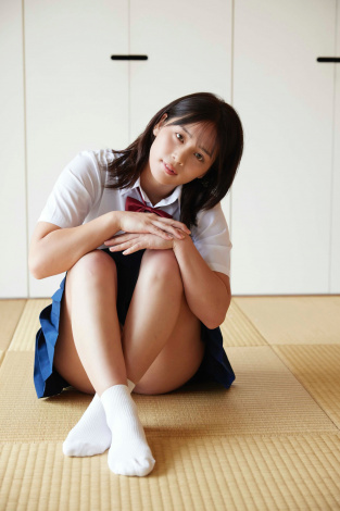 「レスリングJK」で話題となったミスヤングマガジン・山岡雅弥、19歳の健康美ボディを初DVDで公開 3枚目 | ニュース画像 | Deview-デビュー