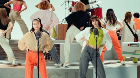 中条あやみ＆今田美桜、LOW WAISTを結成し“ビジリ”“ビコシ”をアピール | ニュース画像 | Deview-デビュー