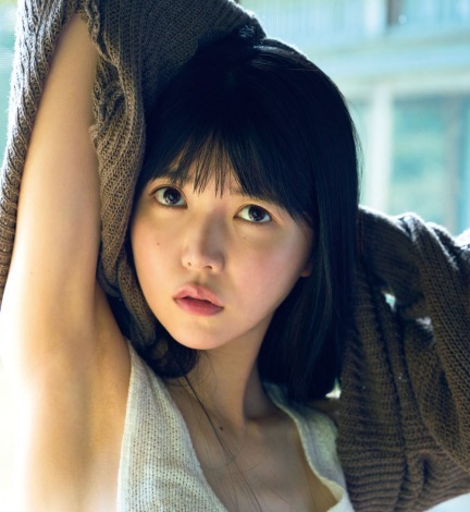 令和の王道アイドル「真っ白なキャンバス」センター・小野寺梓1st写真集発売 お風呂場での大胆ショットも披露 | ニュース | Deview-デビュー