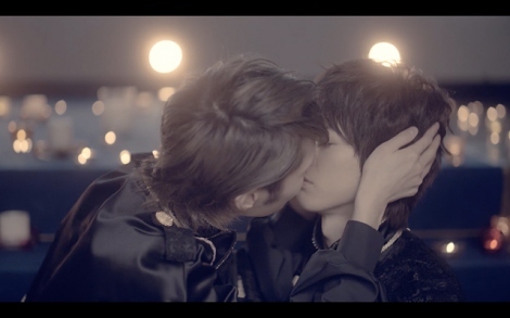 「顎クイキス」から「ノイズキャンセリングキス」まで 6秒に1回メンバー同士がキスするMeseMoa.の新曲『Shadow Kiss』MVがまるでキス図鑑 | ニュース | Deview-デビュー