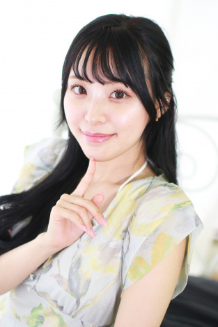 IQ136メンサ会員のグラビアアイドル・りさありさ「グラビア界にイノベーションを起こしたい」 | ニュース | Deview-デビュー