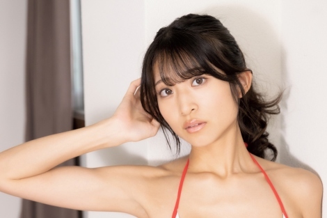 現役会社員の「ミスFLASH2023」グランプリ・井上晴菜、身長168cmのスレンダーボディをイメージDVDで公開 4枚目 | ニュース画像 | Deview-デビュー