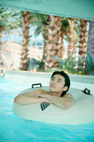 “ブンレッド”で注目の若手俳優・井内悠陽、20歳の節目に1st写真集発売決定「全てを注ぎこんだ一冊」 4枚目 | ニュース画像 | Deview-デビュー