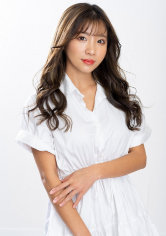 身長152cmのミニマムダイナマイトボディ・葉月あや、タイロケの最新写真集発売「撮影の時は肉感を出すように3キロぐらい増やすんです」 3枚目 | ニュース画像 | Deview-デビュー