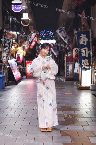 AKB48・小栗有以 1stフォト＆スタイルブック『AB型の左利き』特典ポストカード解禁 2枚目 | ニュース画像 | Deview-デビュー