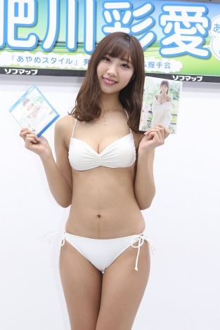 元NMB48・肥川彩愛、初のDVDで噂のボディ見せる | ニュース | Deview-デビュー