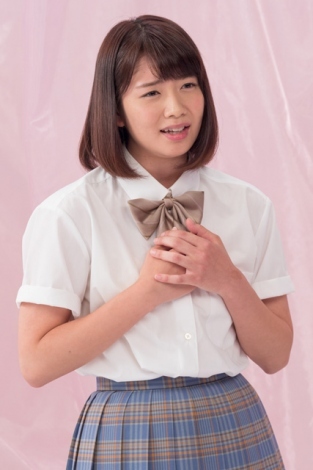 アップアップガールズ(2)、初シングル「二の足Dancing」のMV公開 制服姿とアイドル衣装がクロスする鮮烈な映像 7枚目 | ニュース画像 | Deview-デビュー