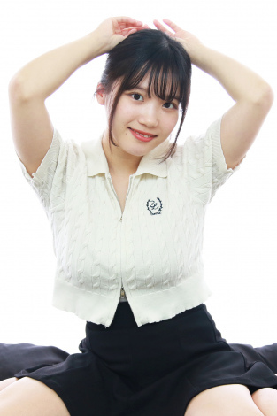 身長150cmのミニマムグラマー・堀みなみ、現場監督からグラビア転身、1年余りの成長を語る「初々しさもまだまだある」 | ニュース | Deview-デビュー